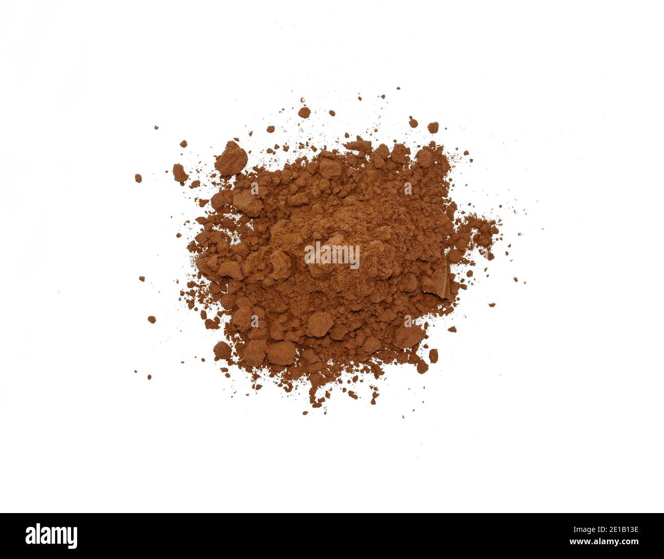 Pile cocoa powder isolated on white background Stock Photo - Alamy