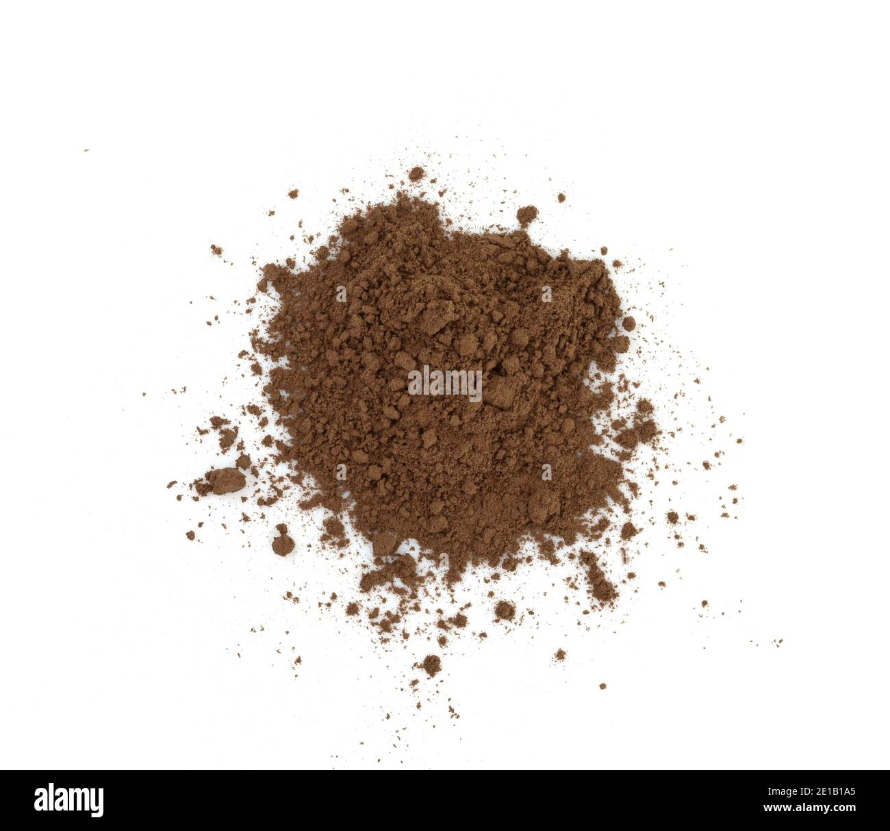 Pile cocoa powder isolated on white background Stock Photo - Alamy