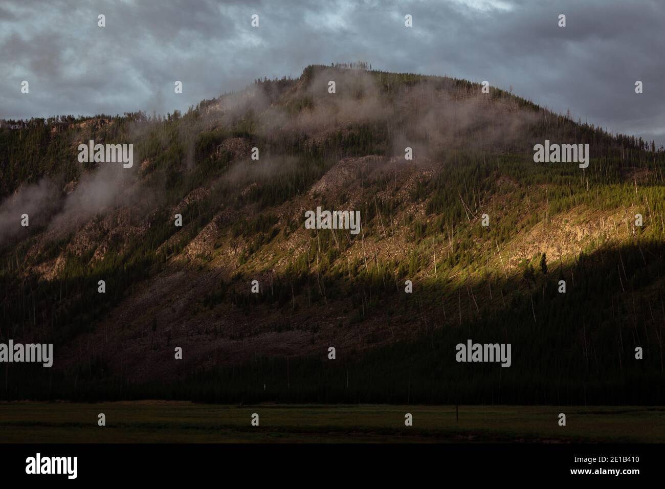 Gorgeous landscapes hi-res stock photography and images - Alamy