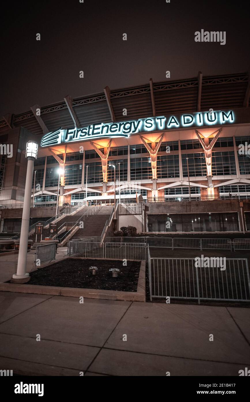 First energy stadium cleveland hi-res stock photography and images - Alamy