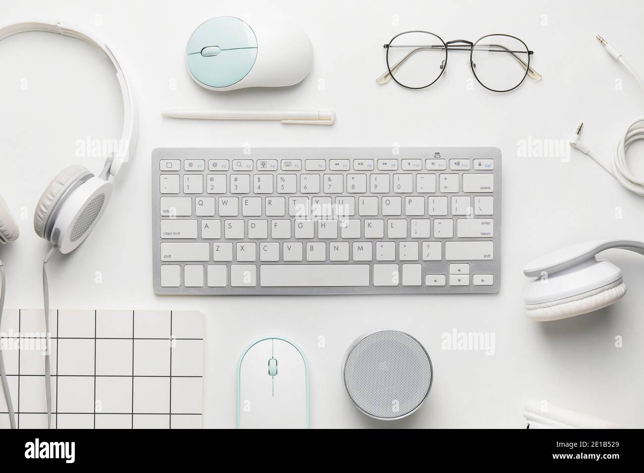 Composition with computer keyboard and different modern devices on ...