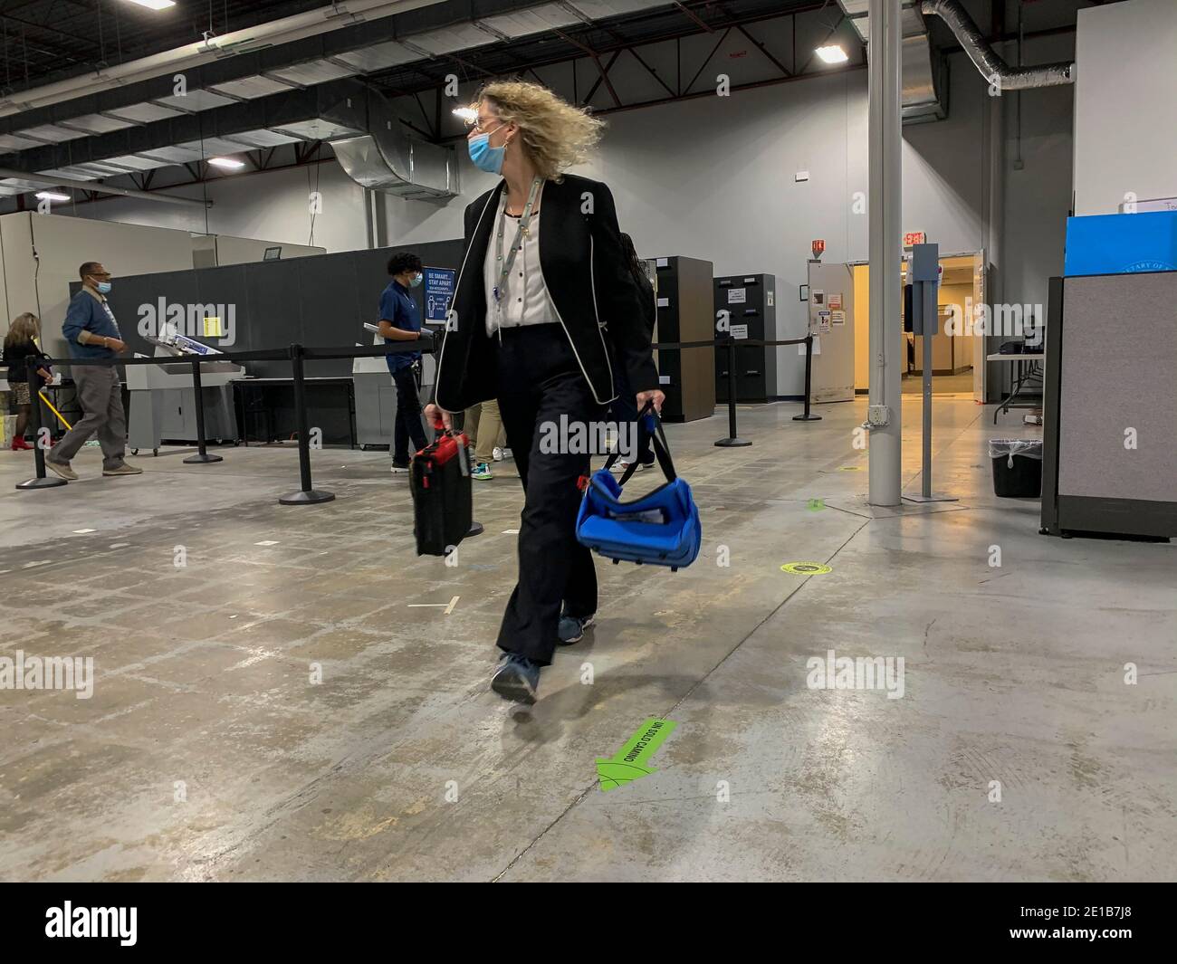 Ballot tabulation hi-res stock photography and images - Alamy