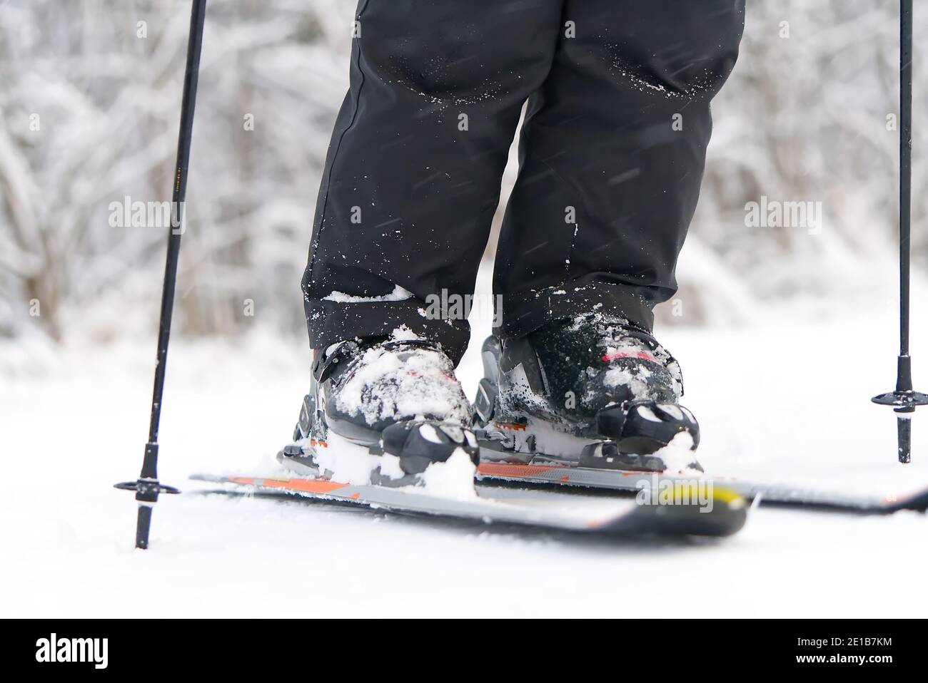 Snowboard closeup boots hi-res stock photography and images - Alamy