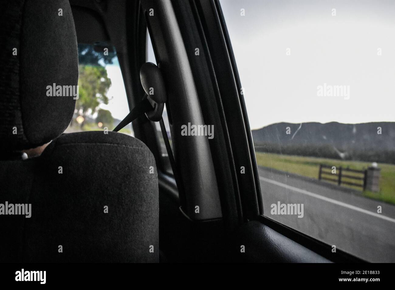 Looking out car window from inside hi-res stock photography and images ...