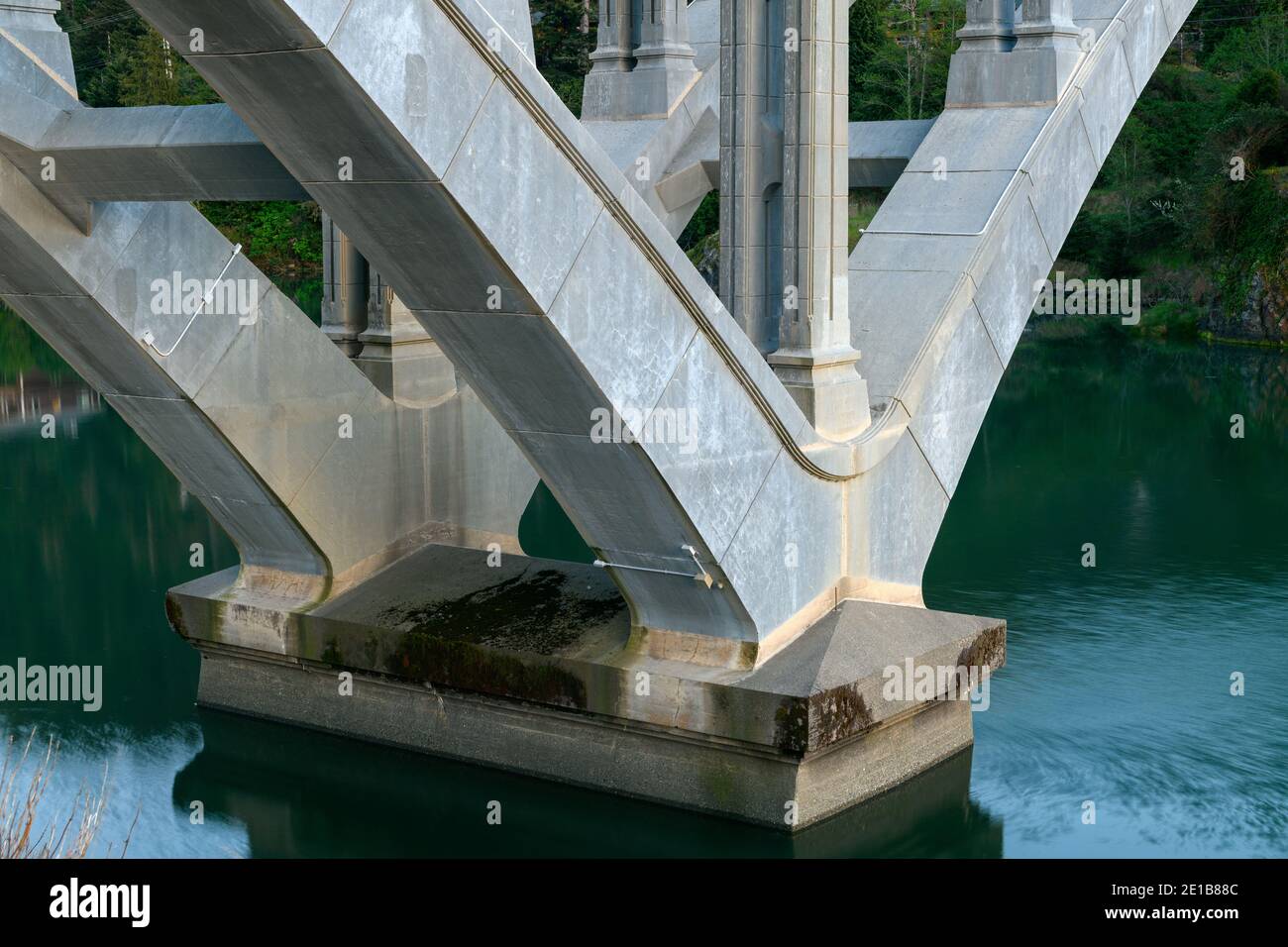 Substructure detail under the Rogue River Bridge at Gold Beach in ...