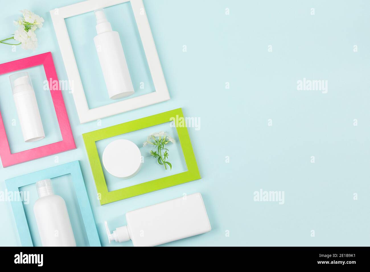 Skin on frame hi-res stock photography and images - Alamy