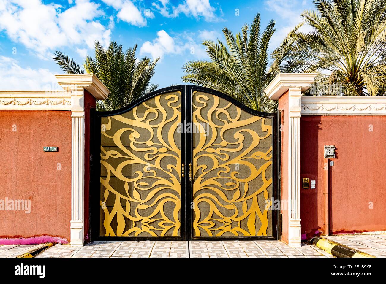 Fancy entrances hi-res stock photography and images - Alamy
