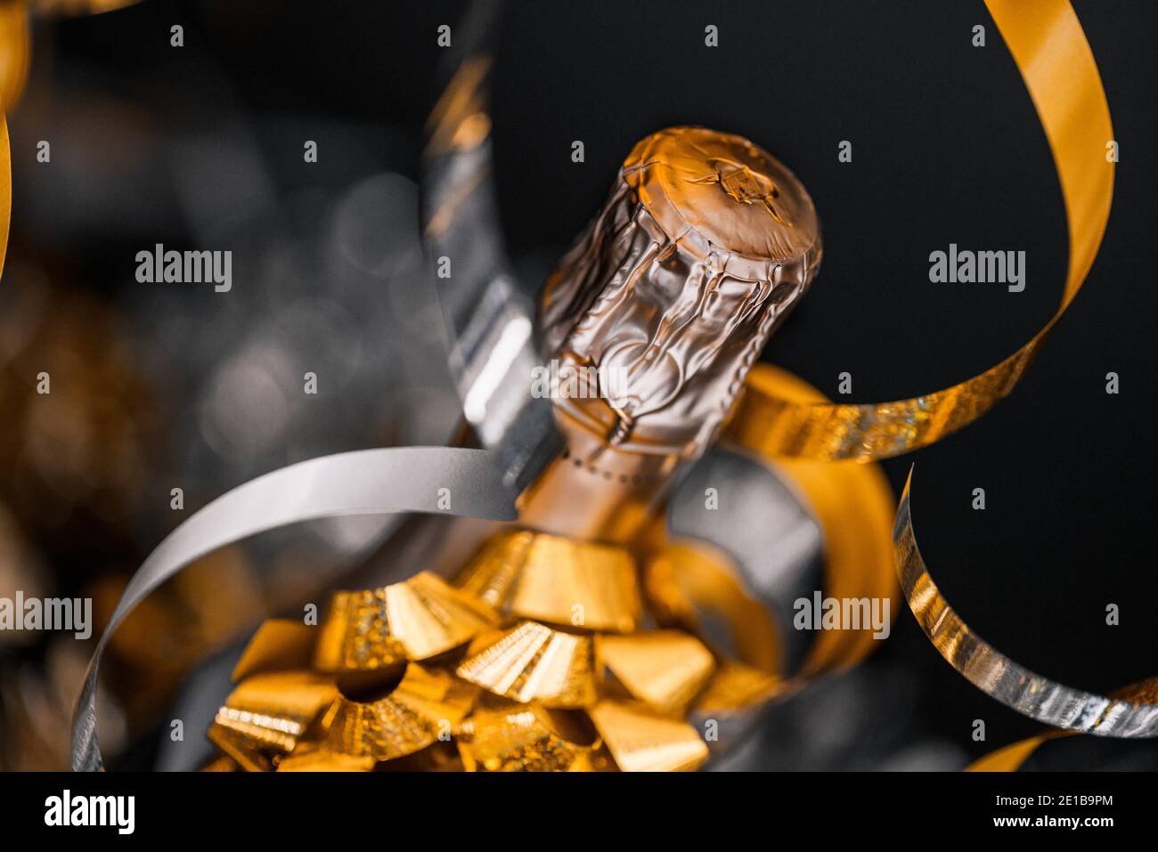popping open champagne Stock Photo - Alamy