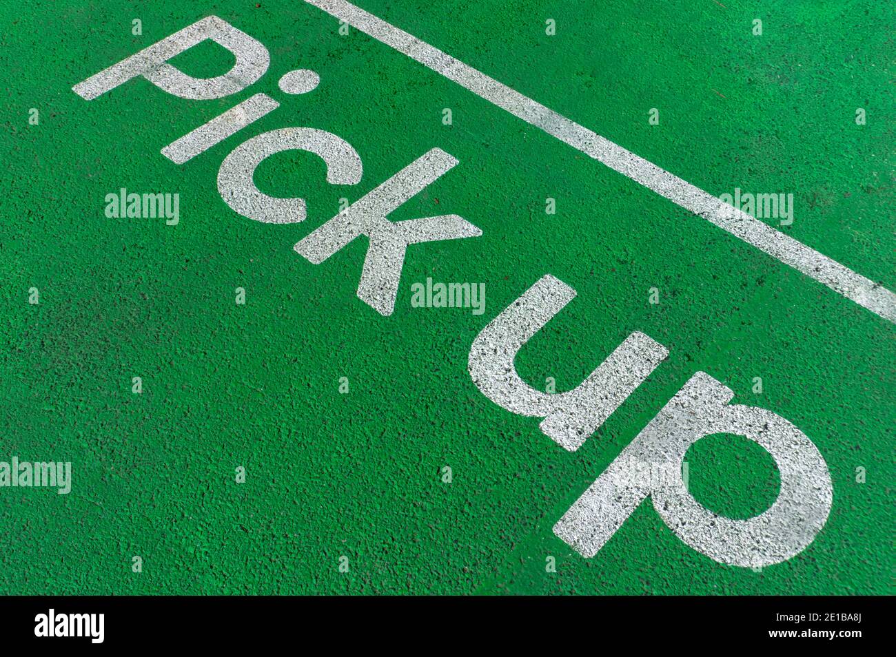 Supermarket delivery area hi-res stock photography and images - Alamy