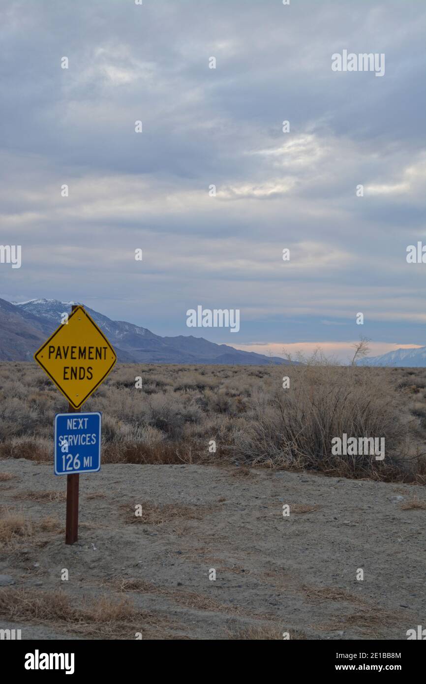 Symbol road sign hi-res stock photography and images - Alamy