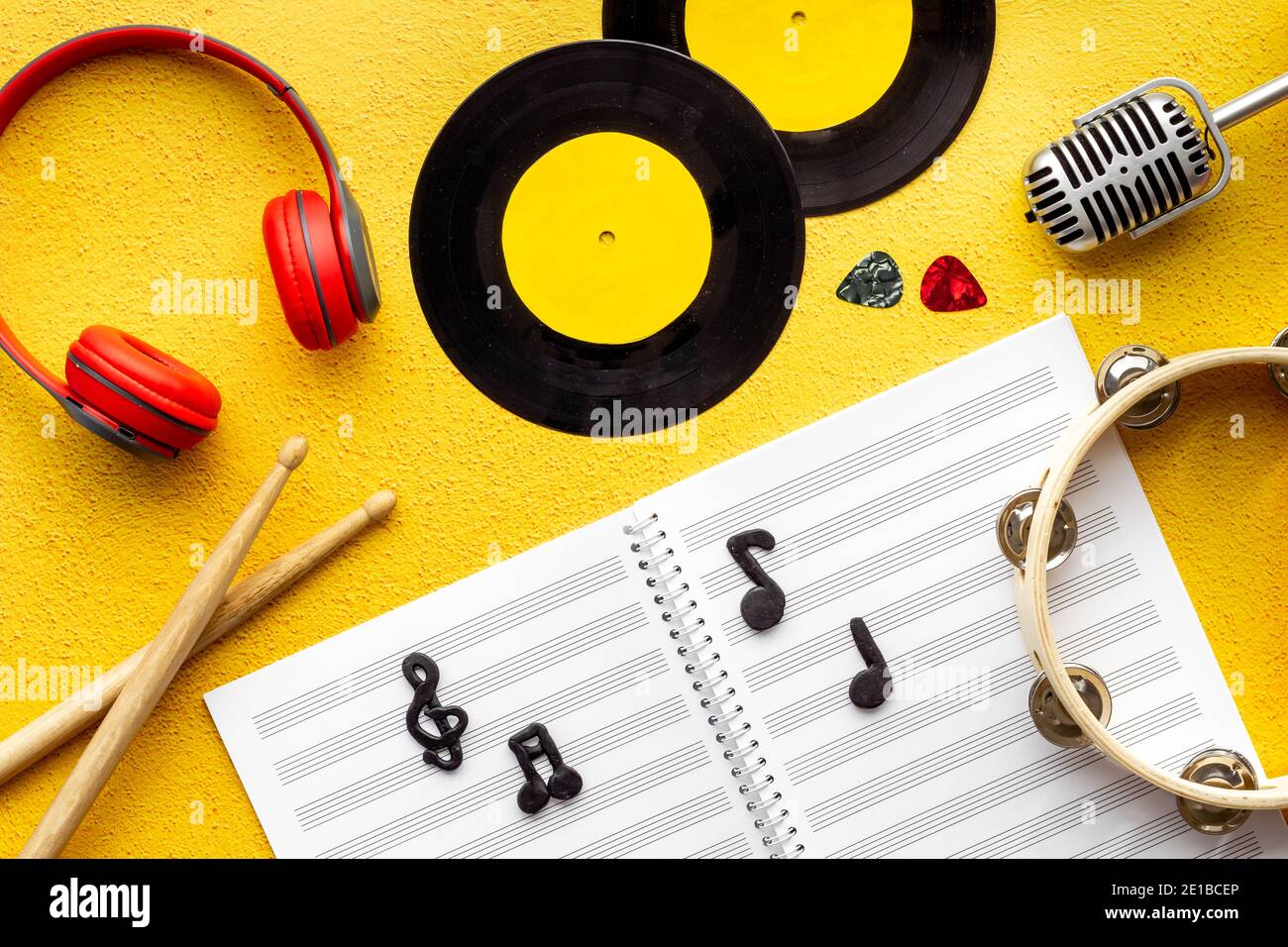 Overhead view musical instruments hi-res stock photography and images ...