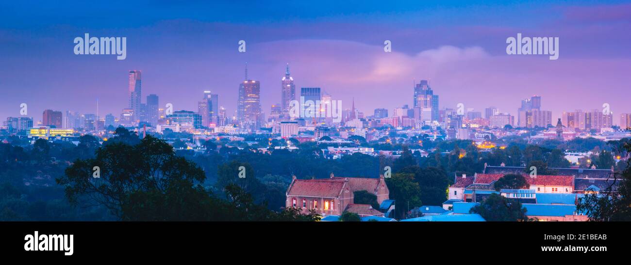 Melbourne sunset panorama australia hi-res stock photography and images ...