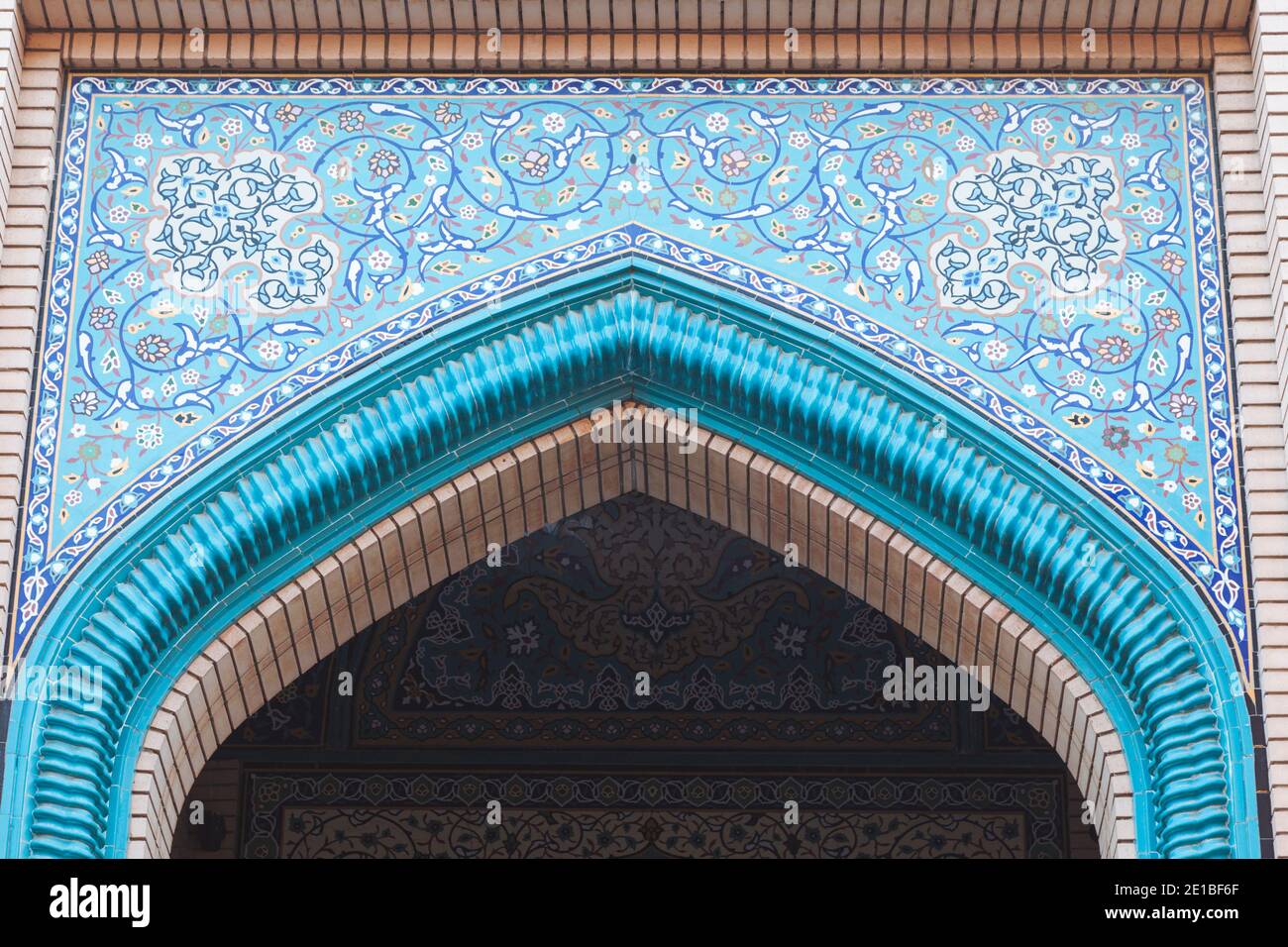 Mosque in Manama. Manama, Bahrain Stock Photo - Alamy