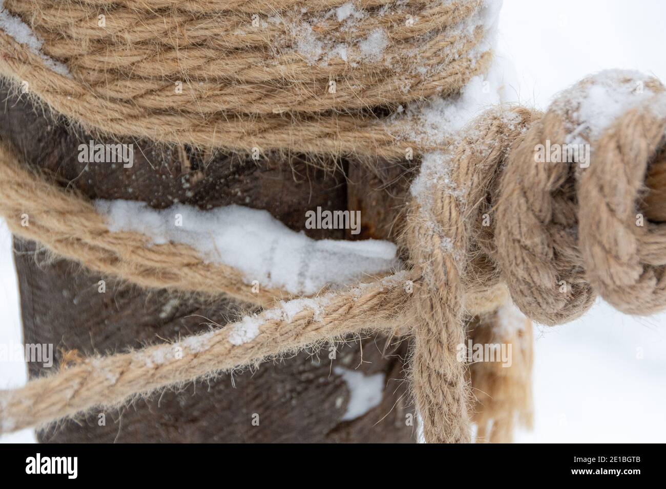 Tied logs hi-res stock photography and images - Alamy