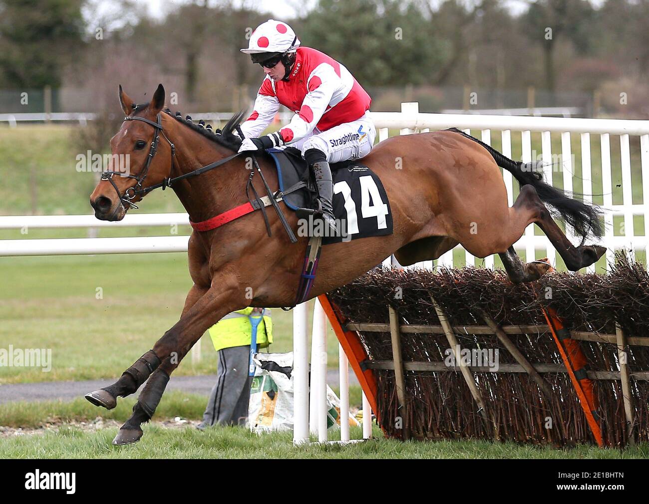 Danny McMenamin riding Donald Dux on the way to winning the David ...