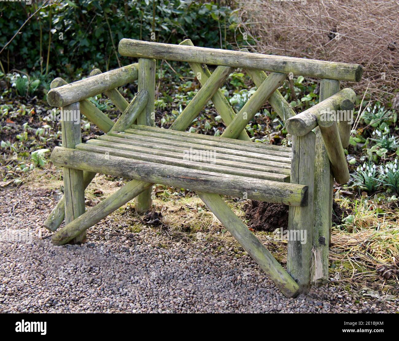 Rustic wooden bench hi-res stock photography and images - Alamy
