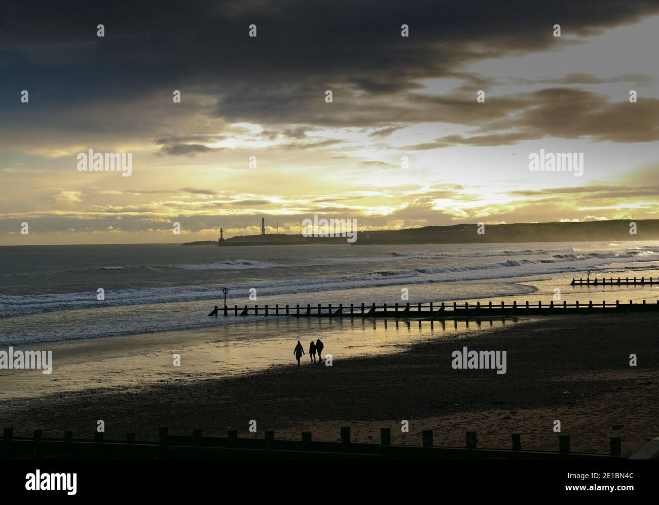 Early winter morning on Aberdeen beach Stock Photo - Alamy