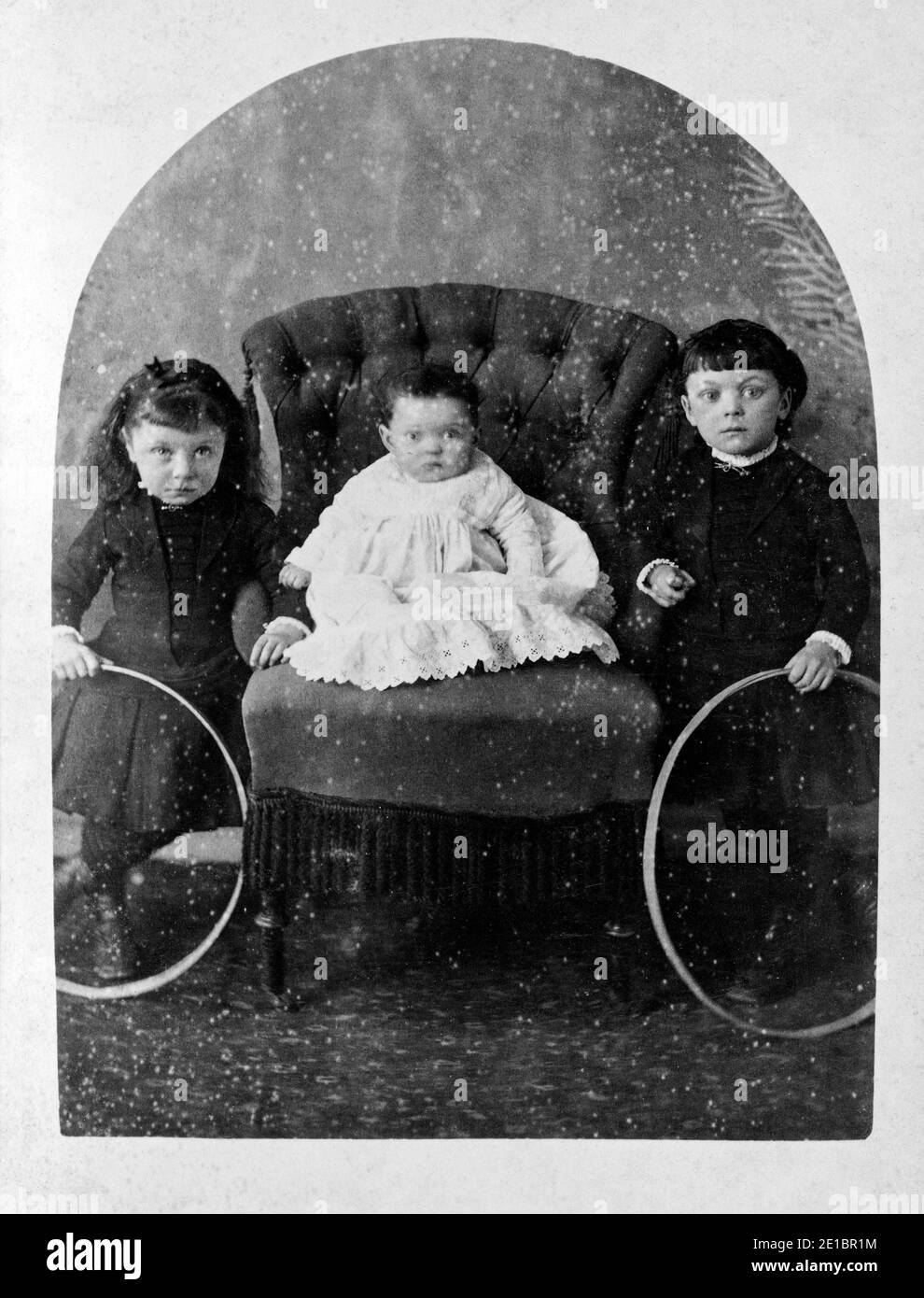 Late 19th century children hi-res stock photography and images - Alamy