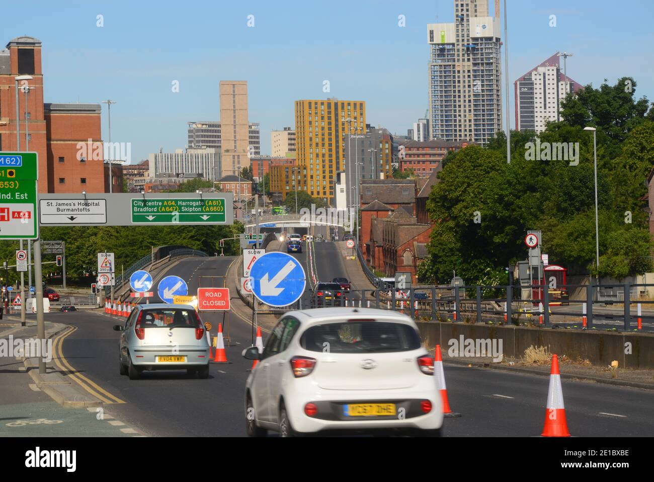 Congestion road sign hi-res stock photography and images - Alamy