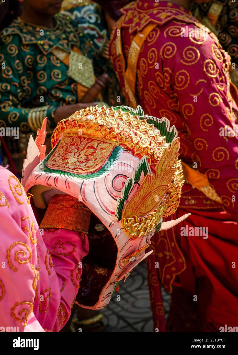 Lakhon dance hi-res stock photography and images - Alamy