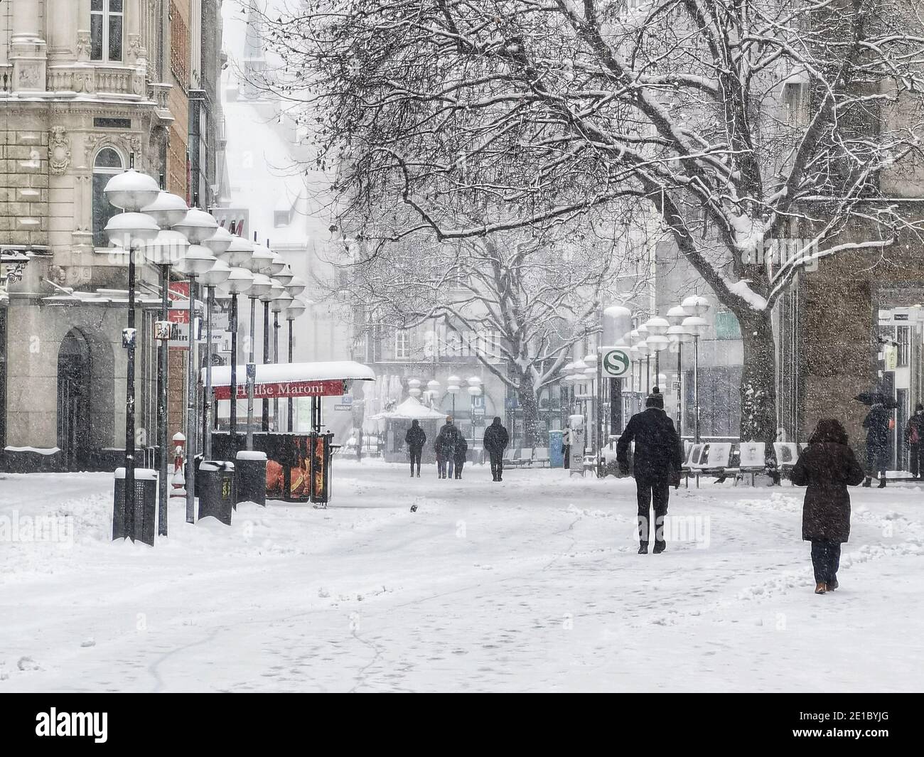 First snow in munich germany hi-res stock photography and images - Alamy