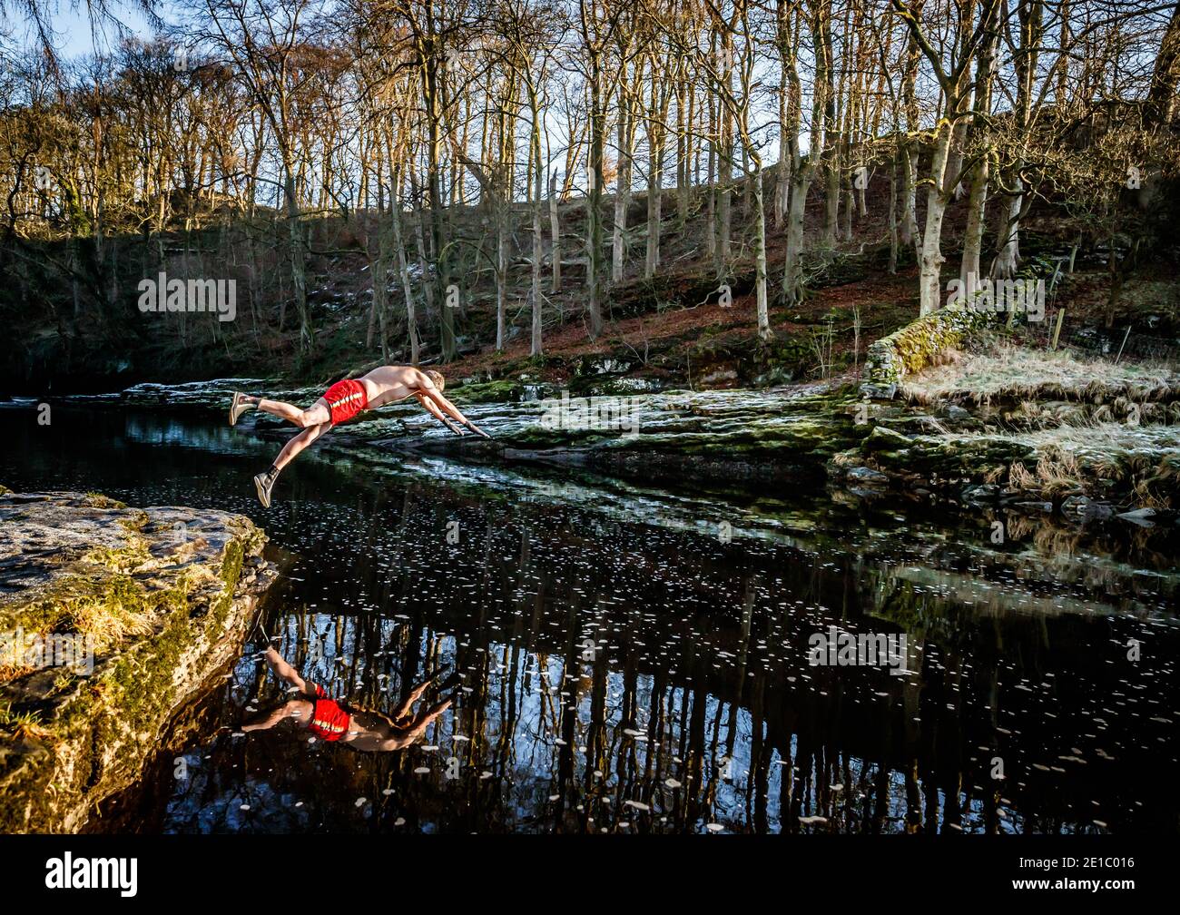 River ribble swimming hi-res stock photography and images - Alamy
