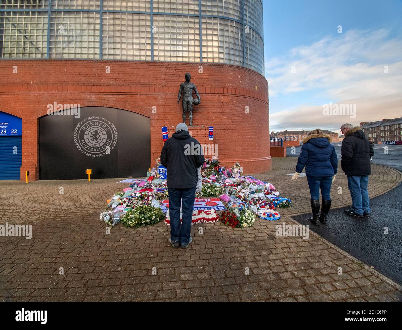 1971 ibrox disaster memorial hi-res stock photography and images - Alamy