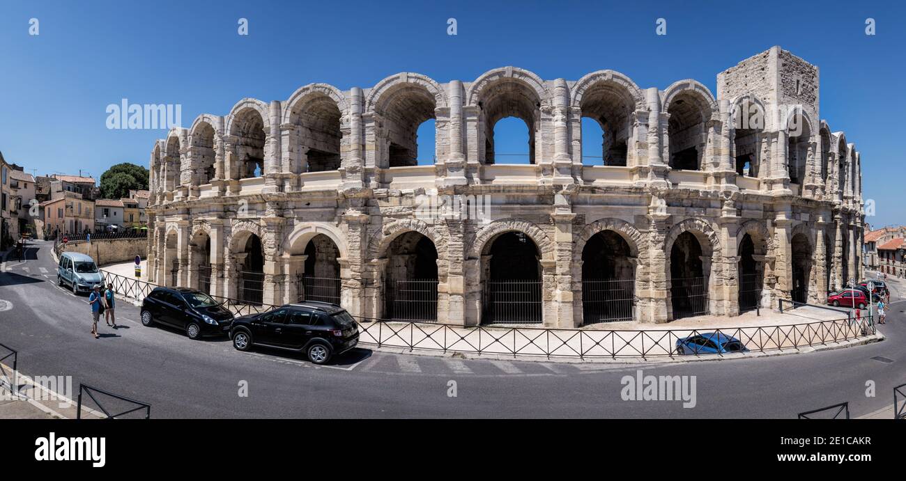 Arles amphitheatre tourist destination hi-res stock photography and ...