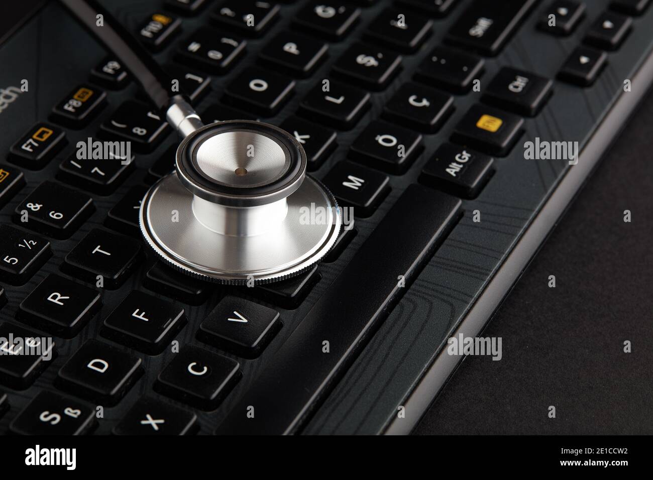 Keyboard repair hi-res stock photography and images - Alamy