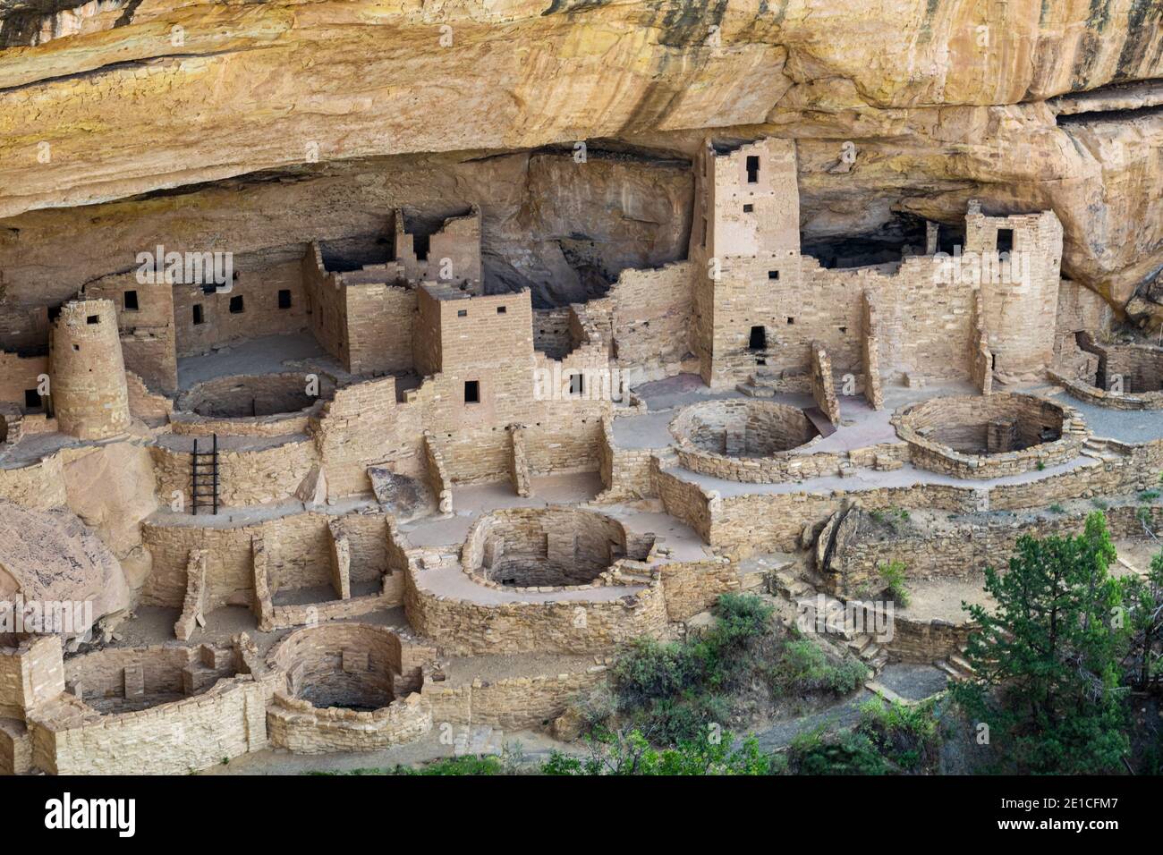The main section of the Cliff Palace House at Mesa Verde National Park ...