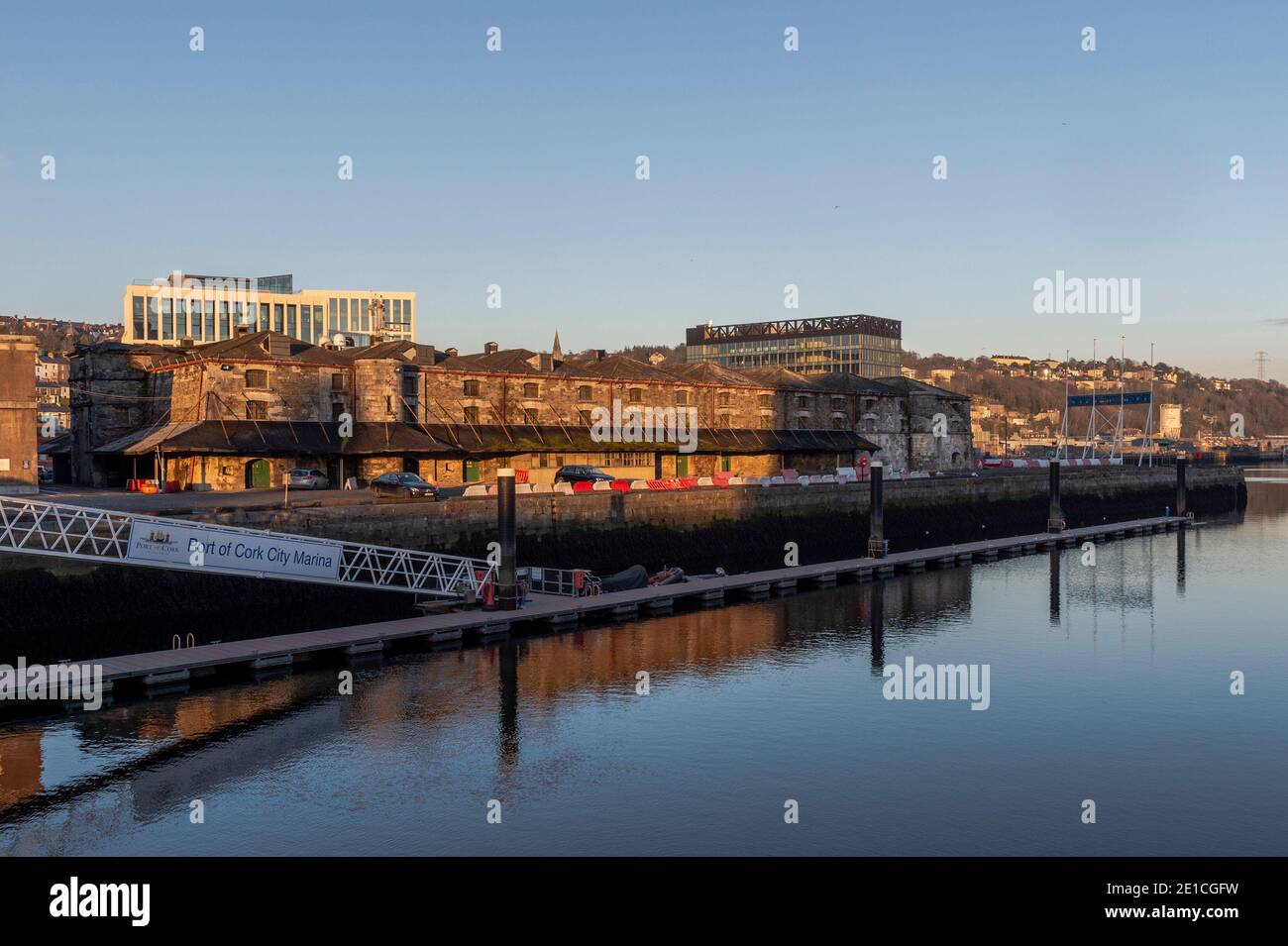 News set hi-res stock photography and images - Alamy