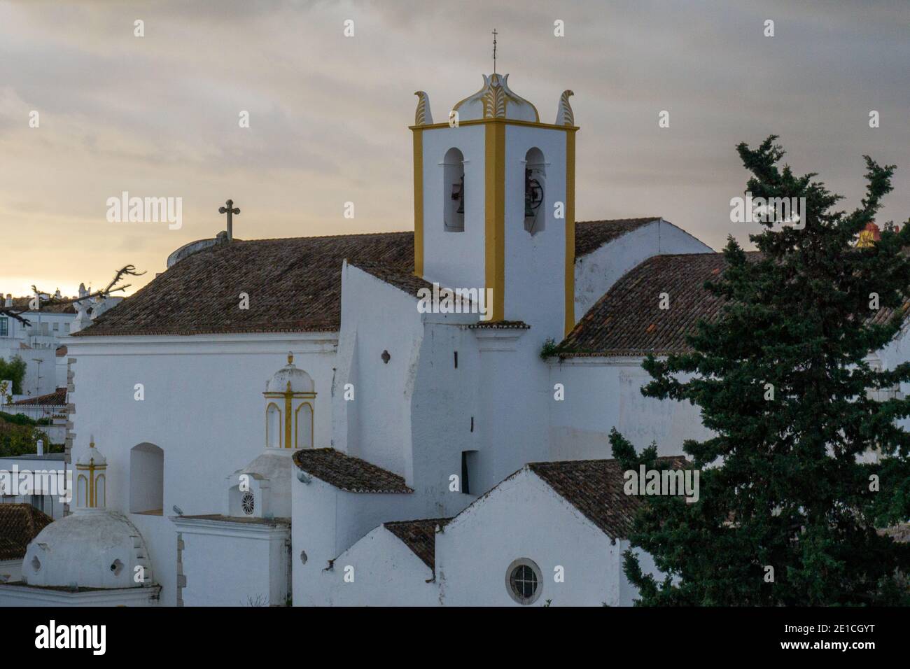 view of the the historic Santa Maria Castle Church in Tavira Stock ...