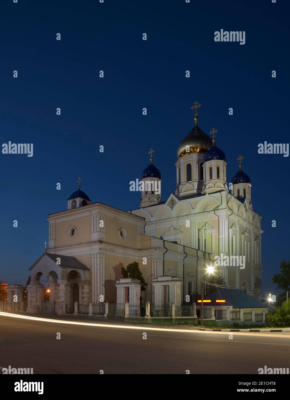 Ascension cathedral at Red square in Yelets. Russia Stock Photo - Alamy