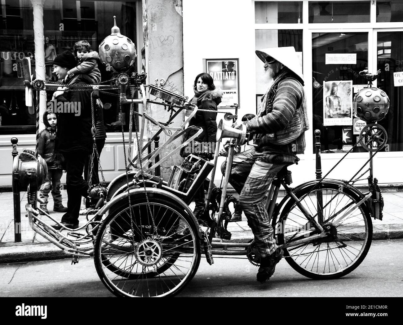 Antique Rickshaw High Resolution Stock Photography and Images - Alamy