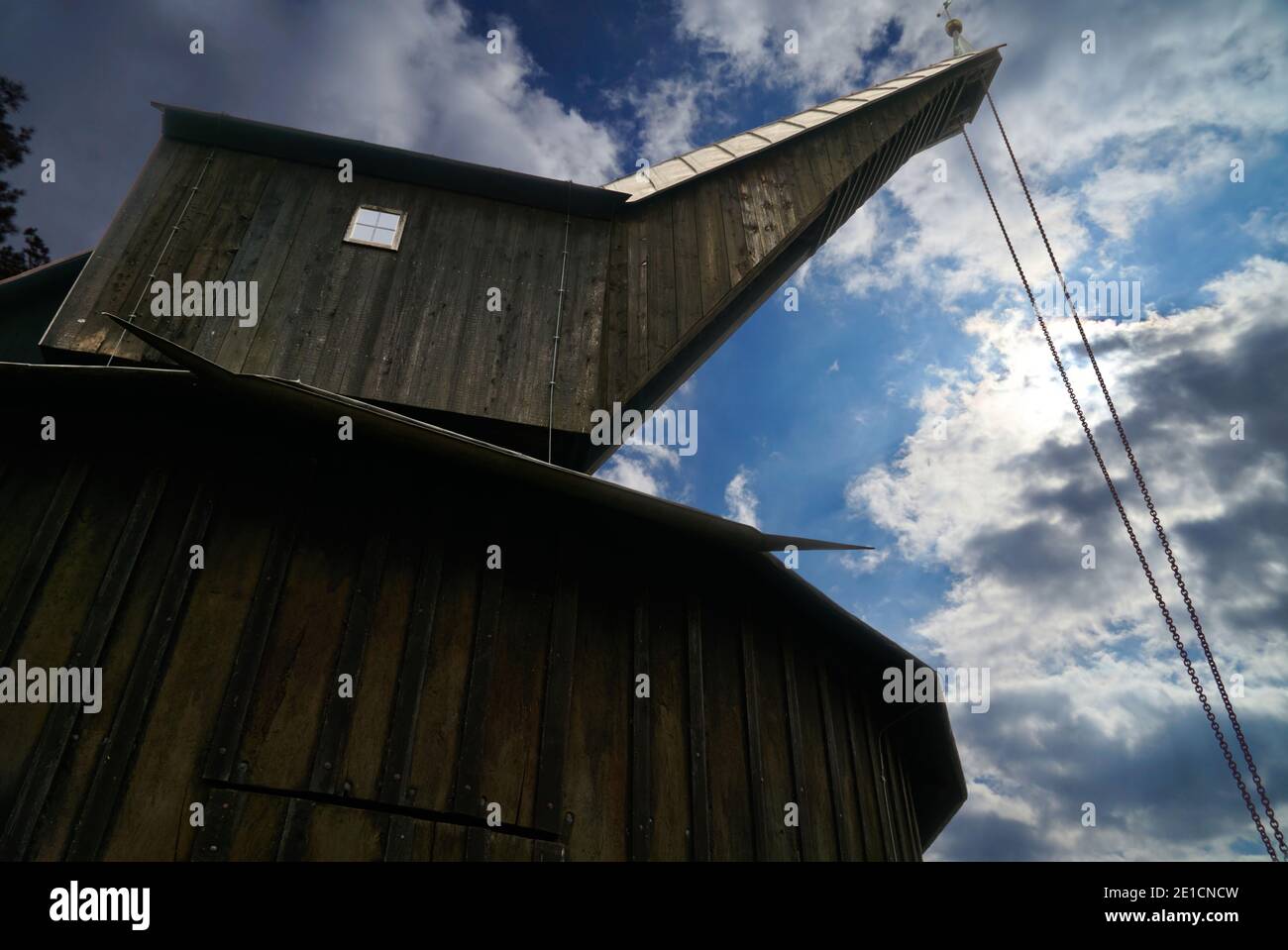 Medieval wooden lifting crane in the harbor of the old town of Lüneburg ...