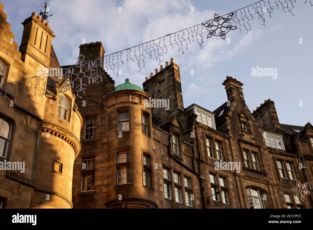 Brickwork around windows hi-res stock photography and images - Alamy