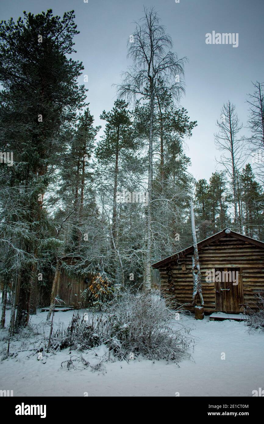 Lapland finland log cabin hi-res stock photography and images - Alamy