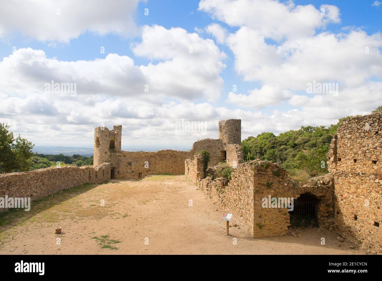 Saissac castle hi-res stock photography and images - Alamy