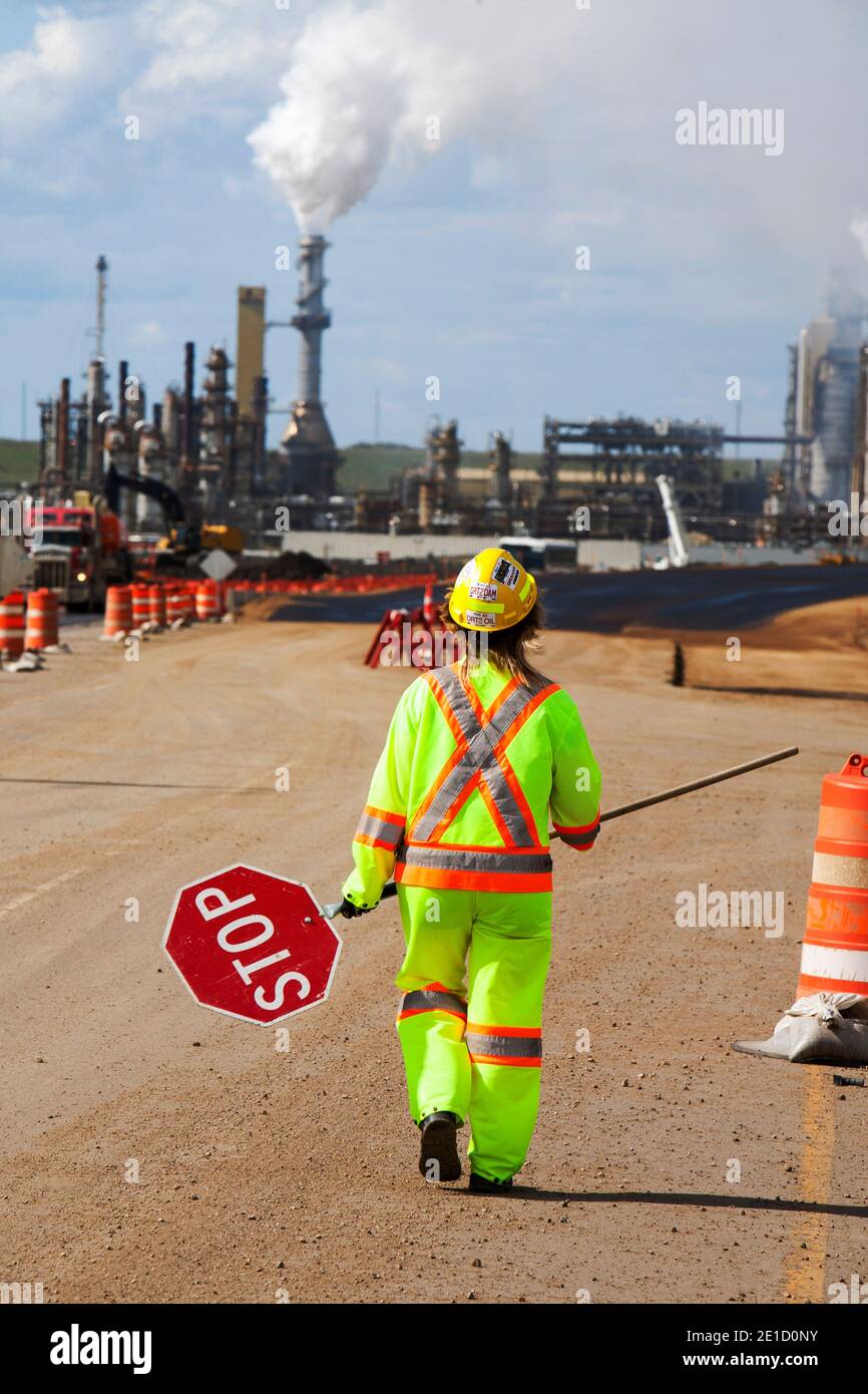 Tar sands mine canada hi-res stock photography and images - Alamy