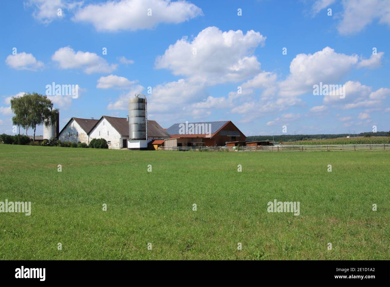 Impressionen aus der Hallertau in Bayern Stock Photo - Alamy
