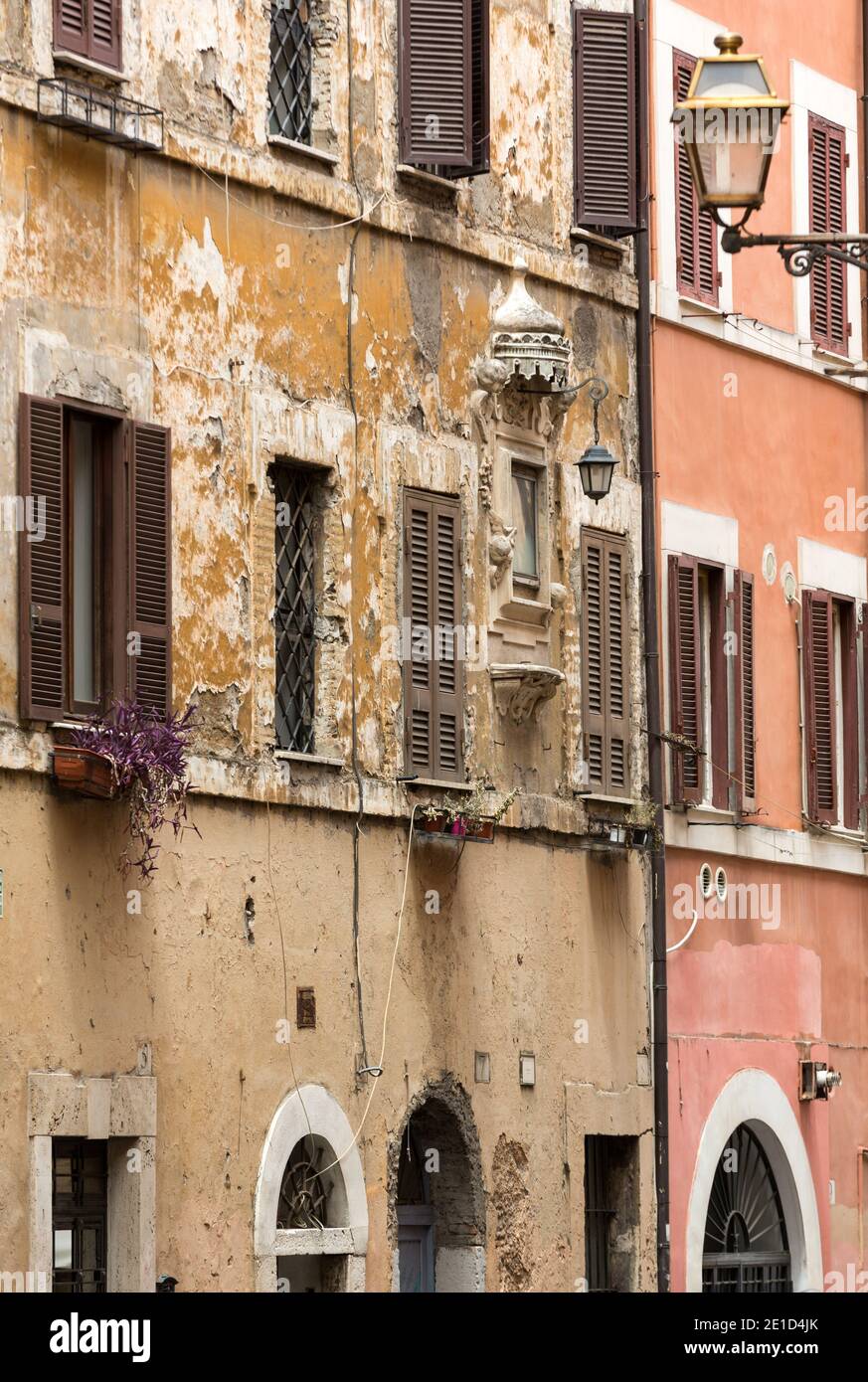 Colorful houses in Trastevere, a typical roman neighbourhood. Rome ...