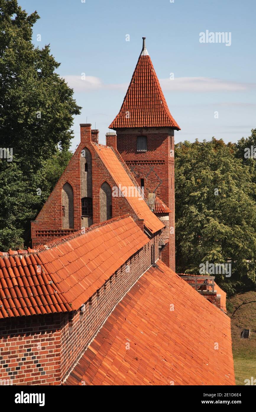 Gothic fortress hi-res stock photography and images - Alamy