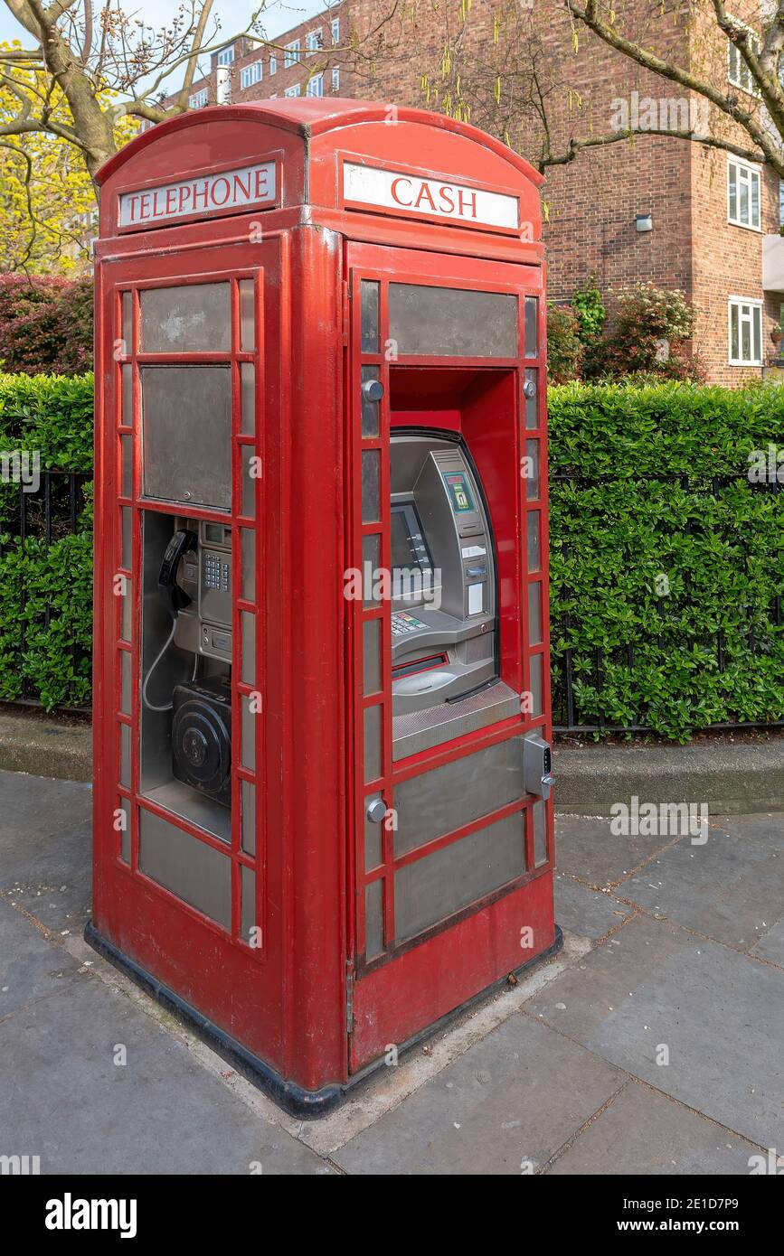 Iconic symbol of london hi-res stock photography and images - Alamy