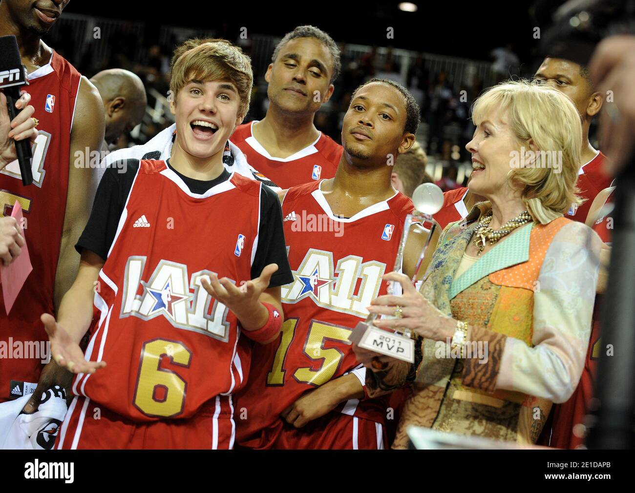 Celebrity All Star Game Mvp 60 Photos - Moonagedaydream.film