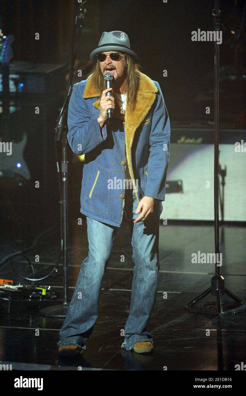 Kid rock fan hi-res stock photography and images - Alamy