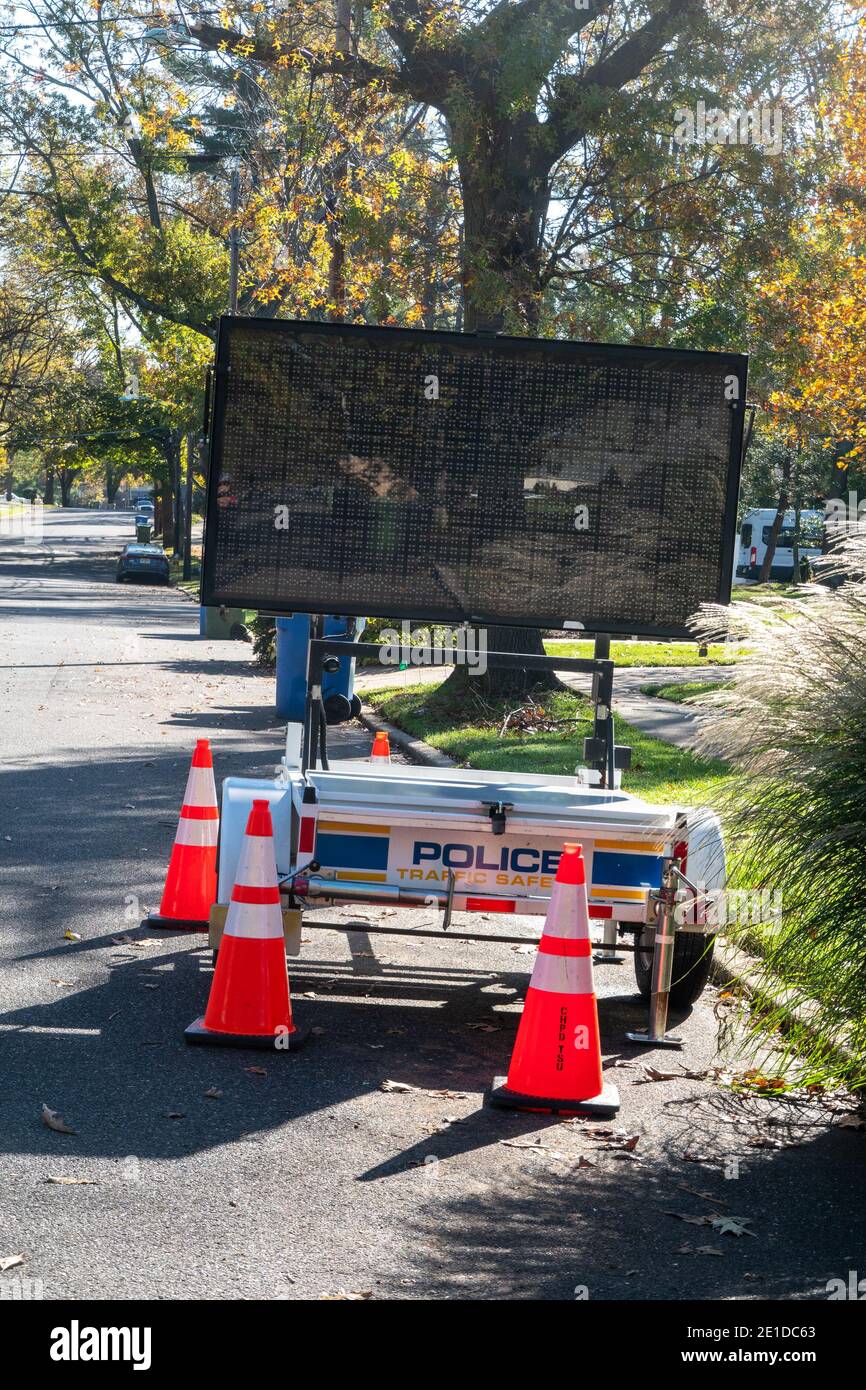 Electronic speed warning sign hi-res stock photography and images - Alamy