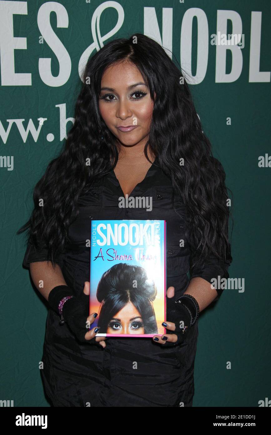 Nicole barnes hi-res stock photography and images - Alamy