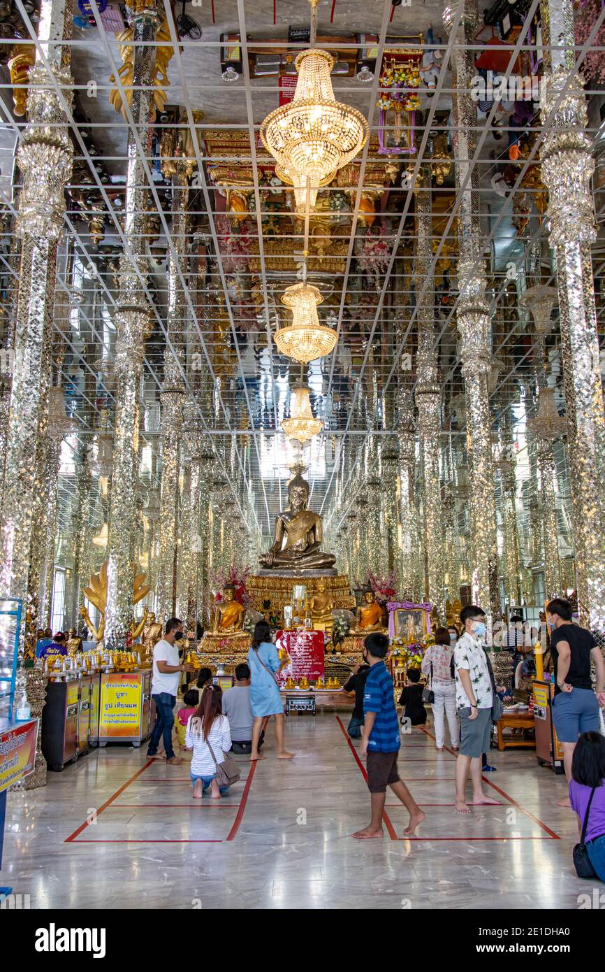 Wat muang temple ang thong hi-res stock photography and images - Alamy