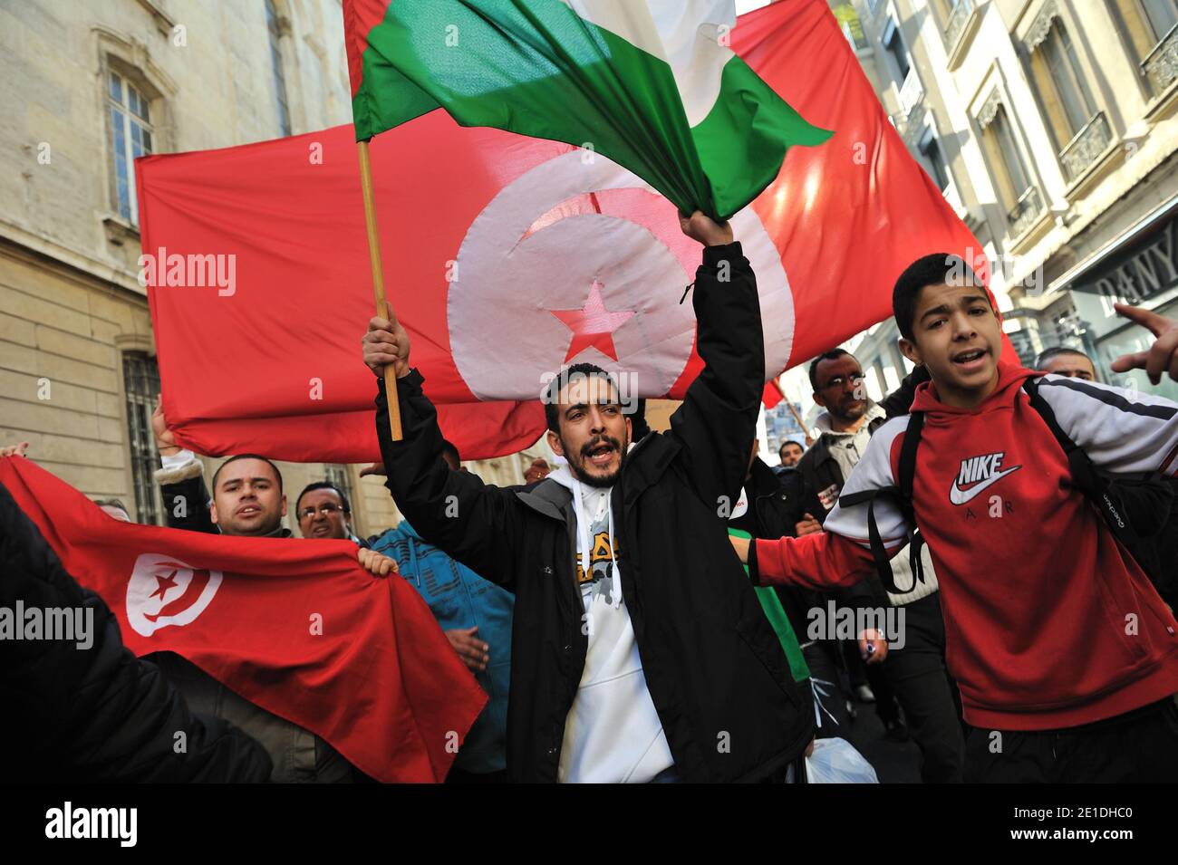 Tunisian family france hi-res stock photography and images - Alamy