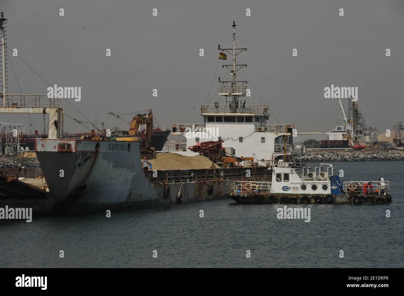 Lng ghana hi-res stock photography and images - Alamy